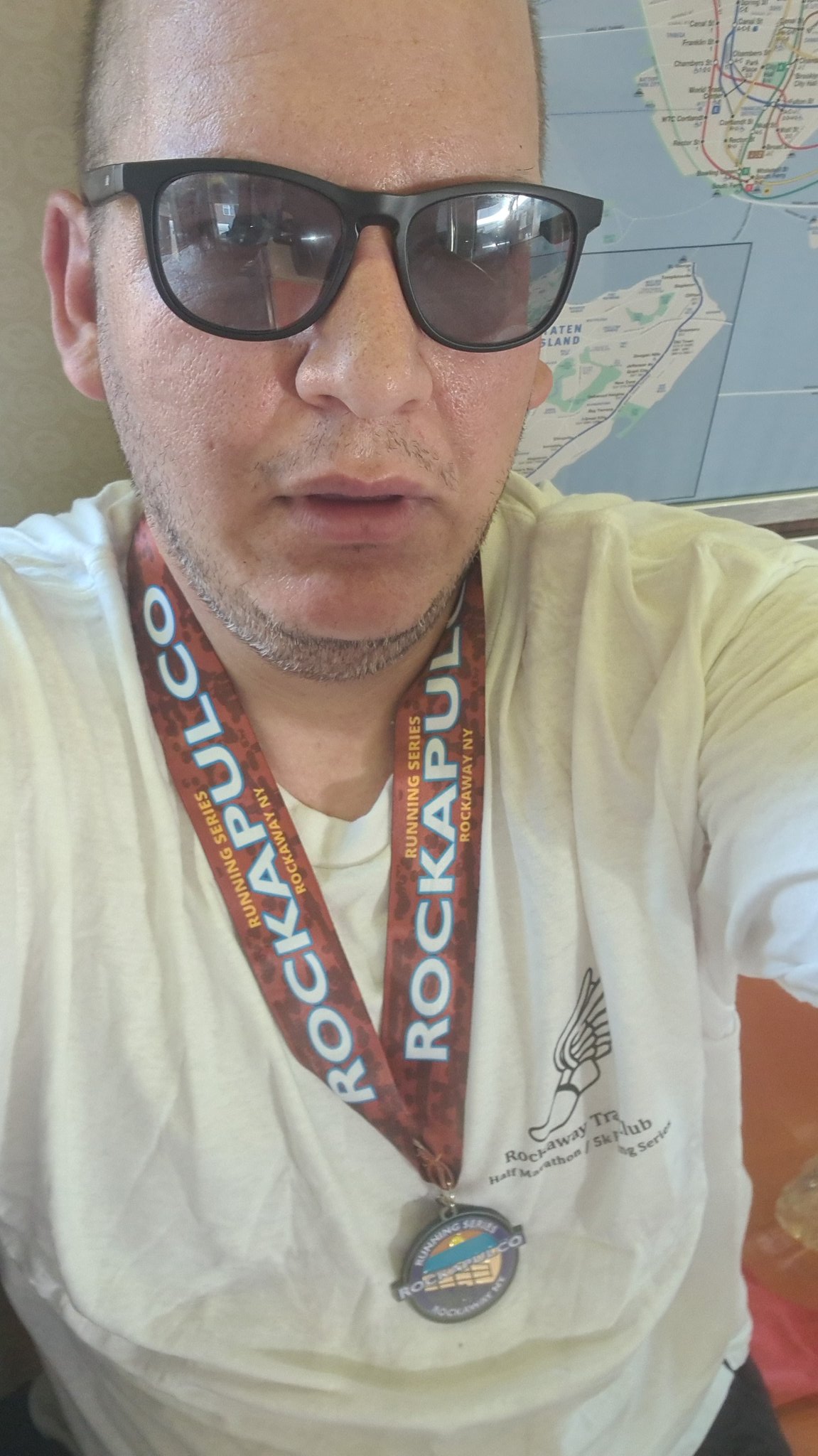 Chaim Levinson on Twitter: "טיפ של אלופים: אל תעשו מרוץ חצי מרתון באוגוסט שכל המסלול בשמש. אלא ...