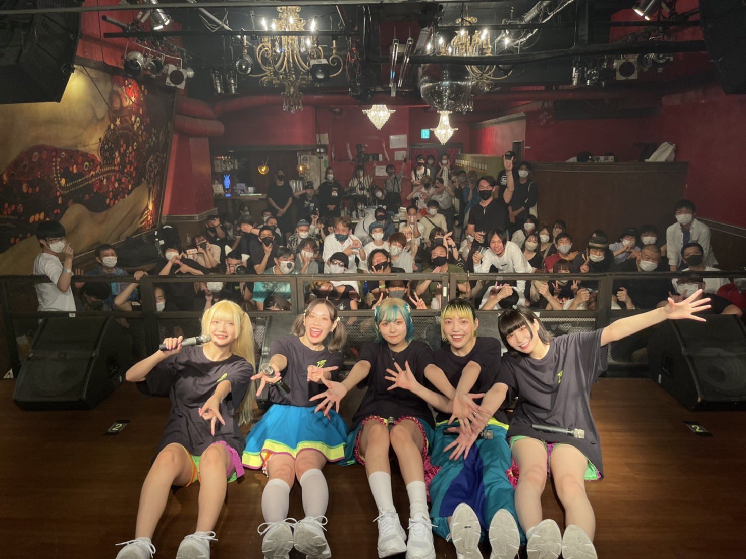 SHIKASHI[公式] on Twitter: "SHIKASHIワンマンSurprise ありがとうございました‼️‼️‼️ 明日のライブはこちらです https://t.co ...