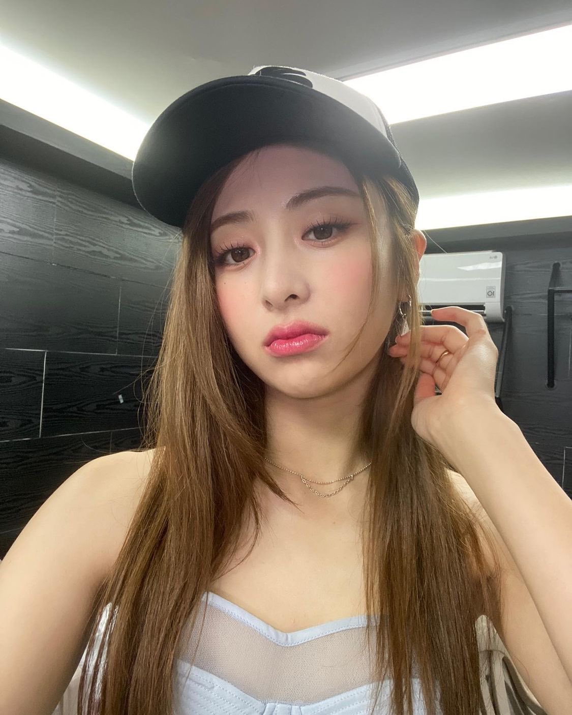 LE SSERAFIM GLOBAL on Twitter: "[IG — #YUNJIN] 220827 LE SSERAFIM Yunjin Instagram Update via ...