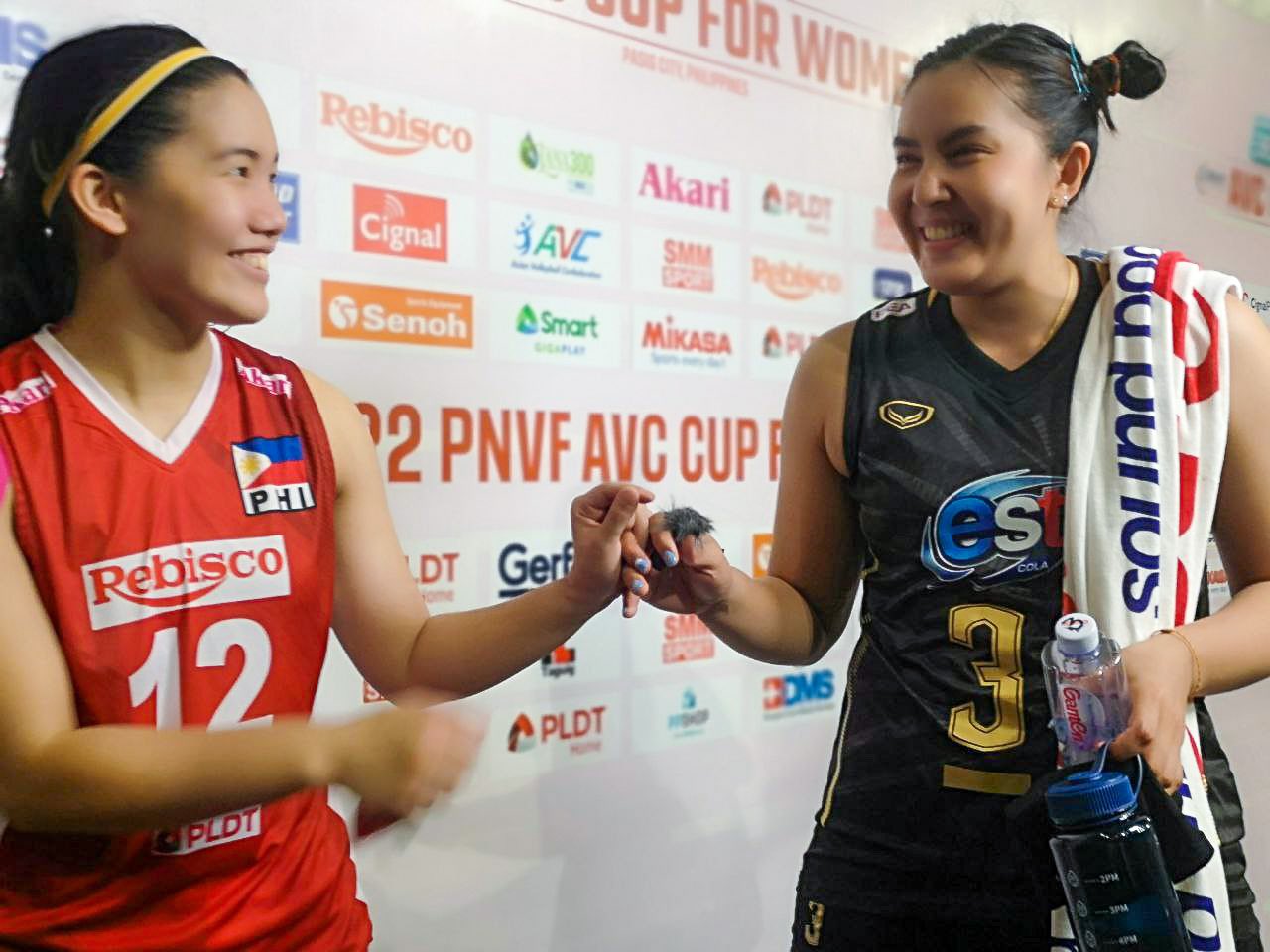 Volleyball Philippines on Twitter: "JIA DE GUZMAN 🤝 PORNPUN GUEDPARD #AVCCup2022 #AVCCupForWomen ...