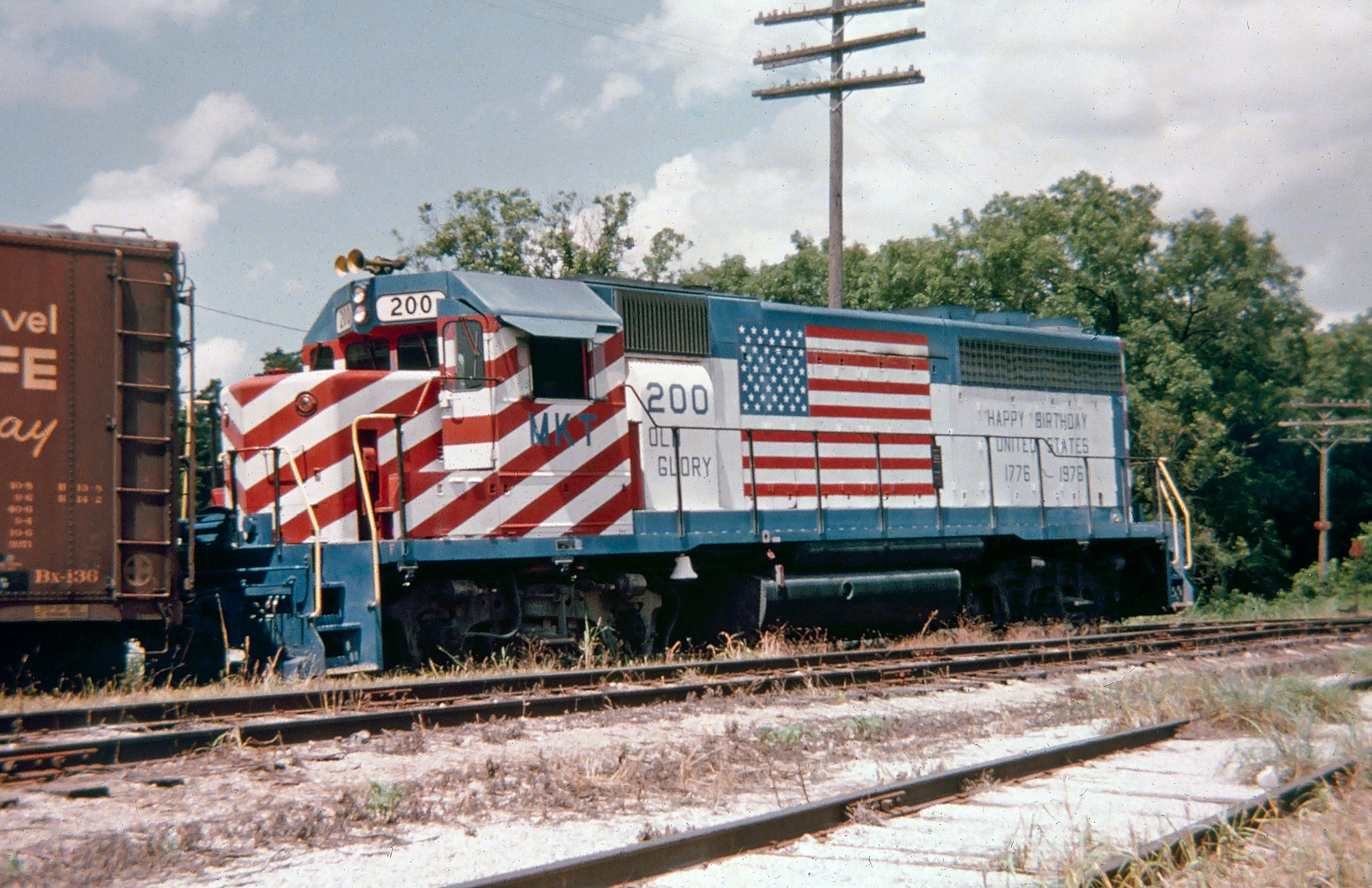 American-Rails.com on Twitter: "A brief history of "The Katy" (Missouri-Kansas-Texas). Seen here ...