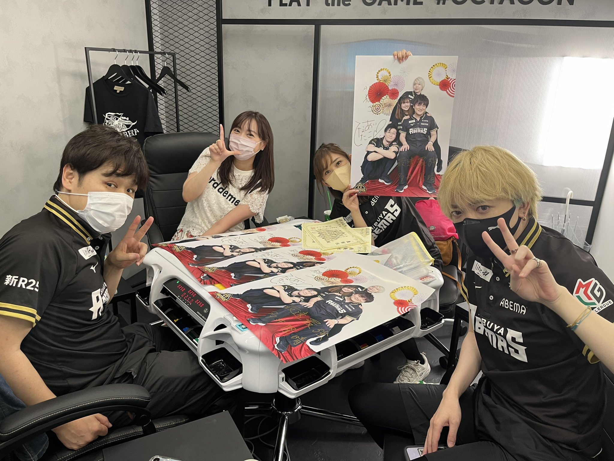 渋谷ABEMAS(シブヤアベマズ) on Twitter: "#アベマズオフ会 in 東京、始まっております👏 もってぃの代打で来てくださったのは「まつかよさん」です🎉 2部も参加してください ...