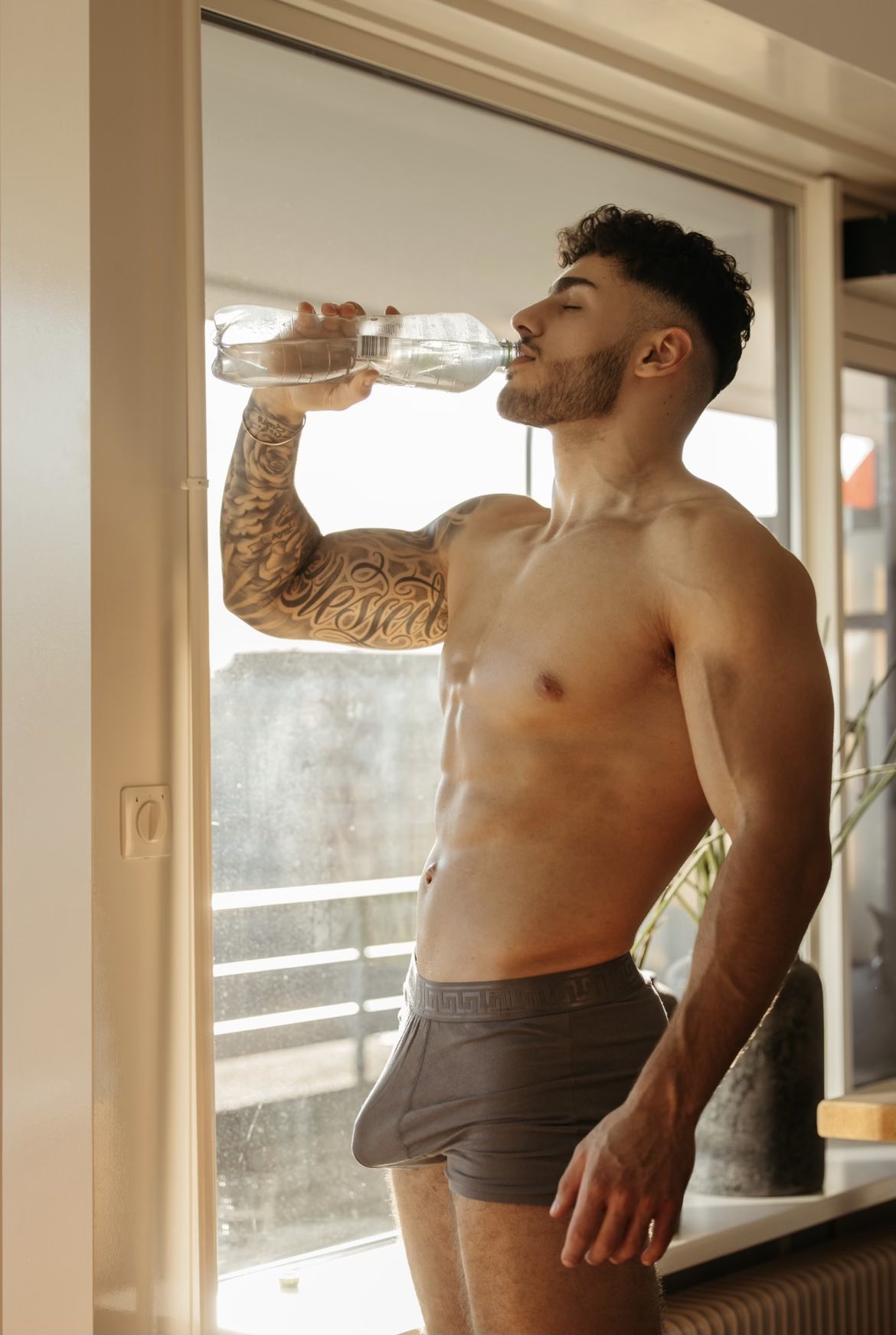 Sirs Models on Twitter: "https://t.co/7xRXOSXTt5" / Twitter