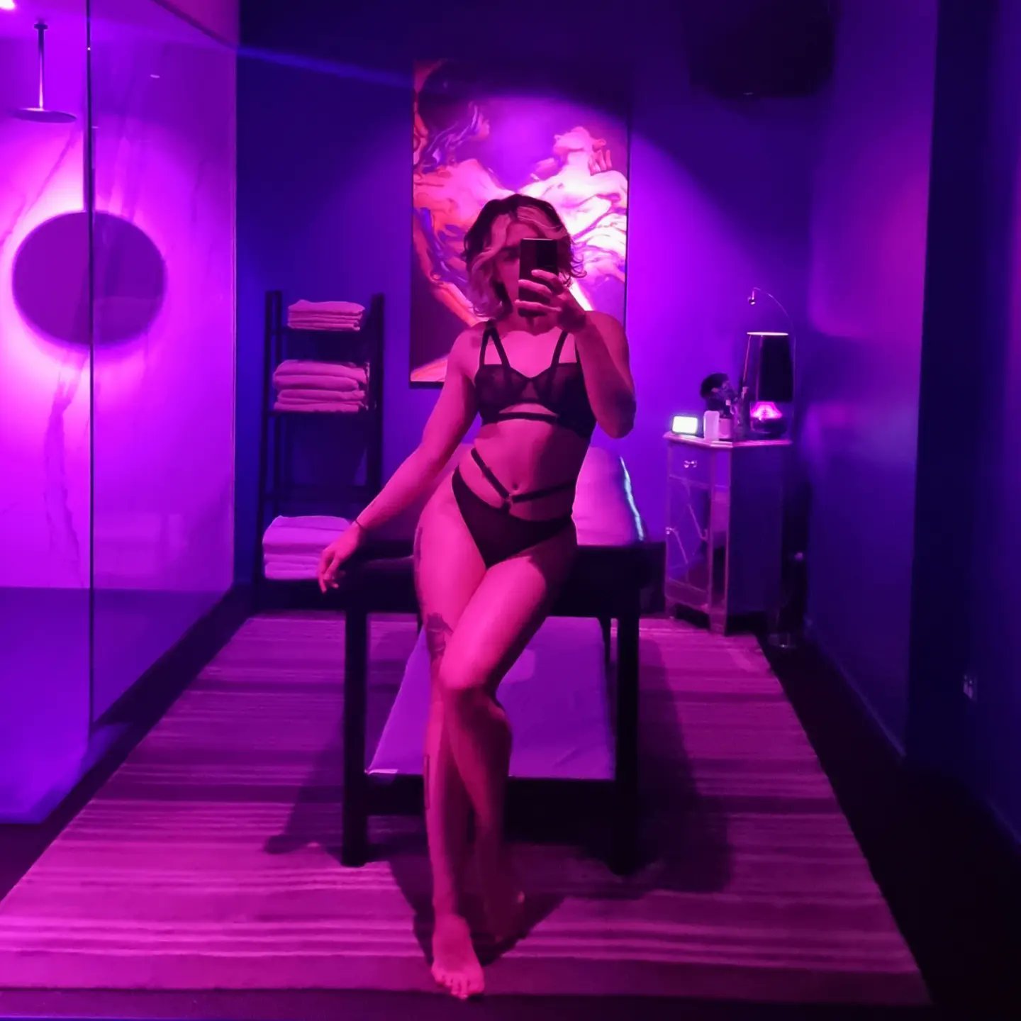 Dia Spice 💕 SYDNEY until 15 OCT on Twitter: "Bisexual lighting is the best for taking your ...