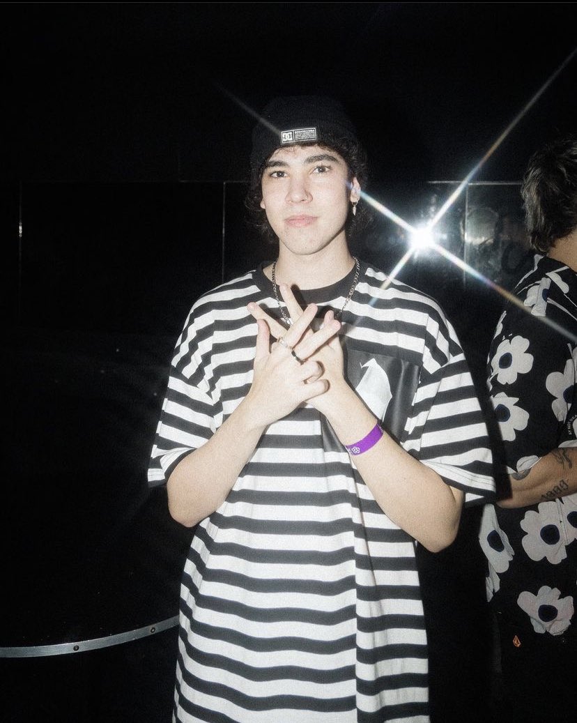 SF. on Twitter: "📸| Spreen aparece en la última publicación de la bresh!"