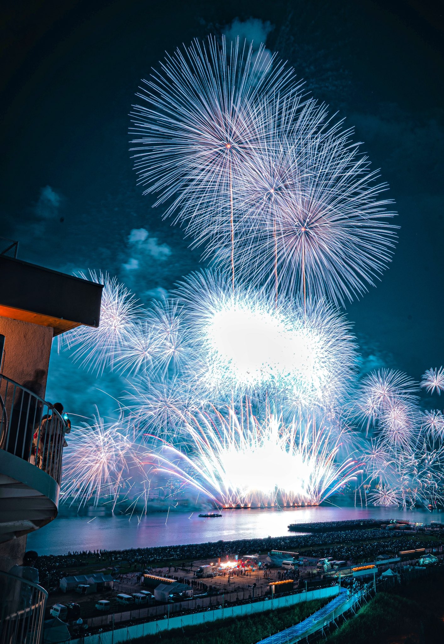 hiropark@カメラマン on Twitter: "淀川花火 https://t.co/ANC6Ht50Ge" / Twitter