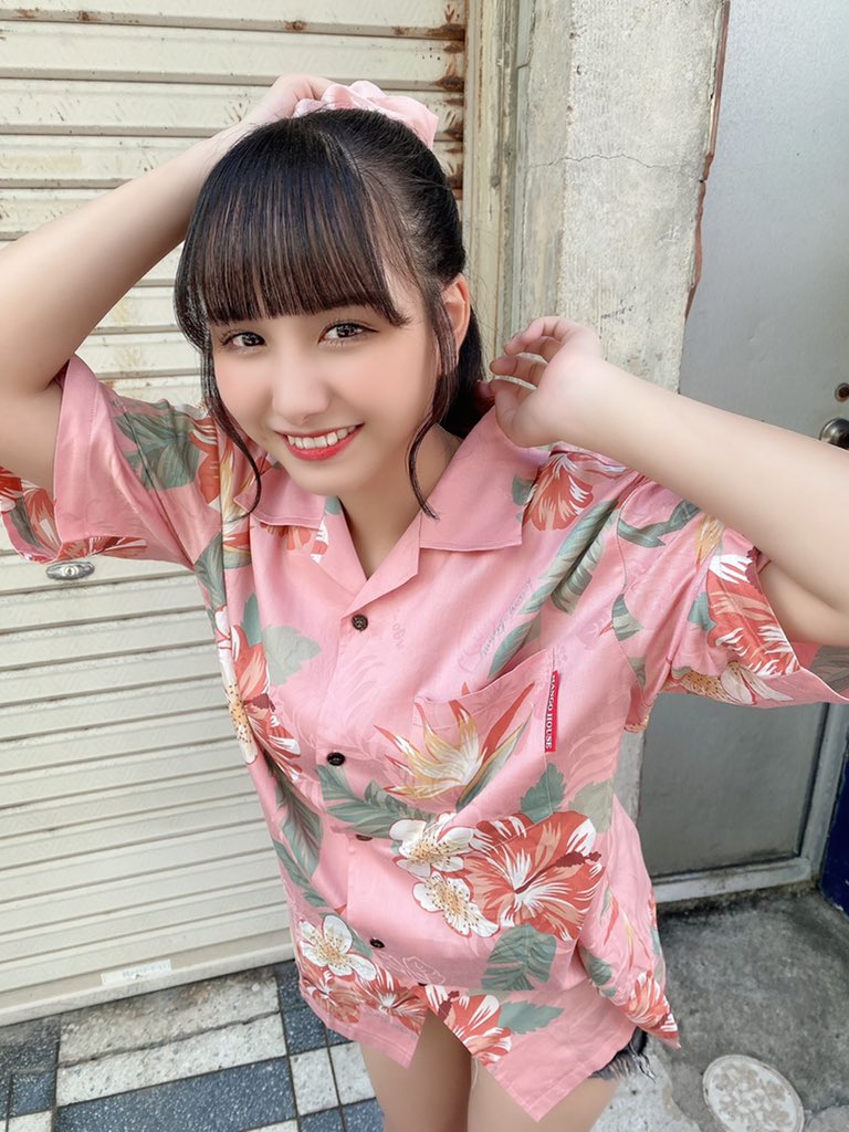 新谷真由🐰【パラディーク】 on Twitter: "アロハシャツどうですか？🏝 https://t.co/J3hXZzAPKJ" / Twitter