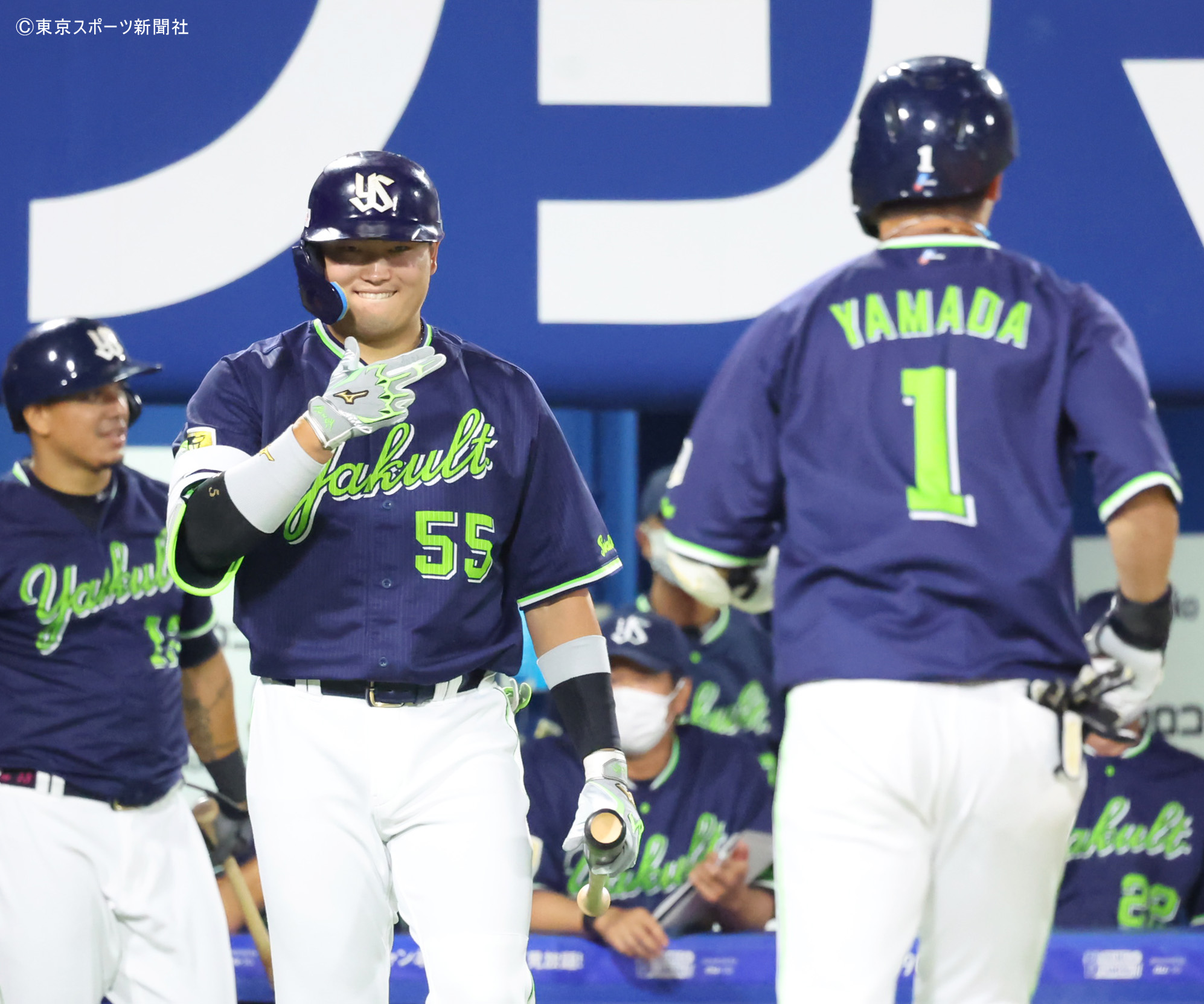 東スポ 写真部 on Twitter: "【プロ野球】 2022年8月28日 DeNA×ヤクルト ＃村上宗隆 #ヤクルトスワローズ #東スポ https://t.co/QNDhRtdPmG ...