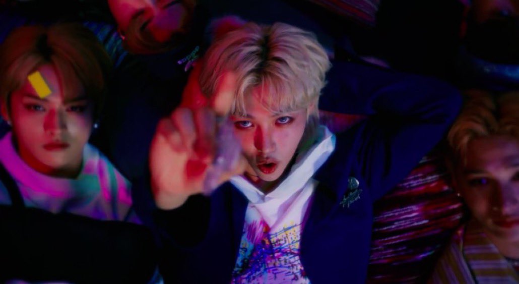 Stray Kids Chart Data on Twitter: "UNVEIL : TRACK 5 “DOMINO" has now surpassed 1,000,000 (1m ...