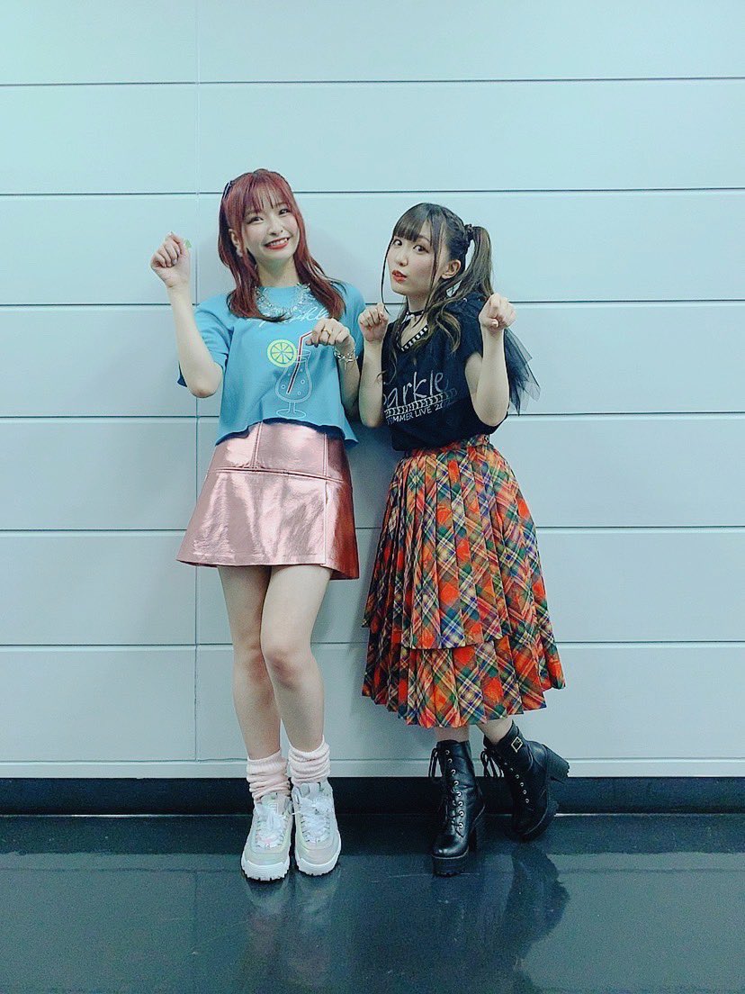 halca on Twitter: "『あれこれドラスティック feat. 鈴木愛奈』 完全体！ 昨年の「時としてバイオレンス」コラボきっかけで仲良しに٩(*>