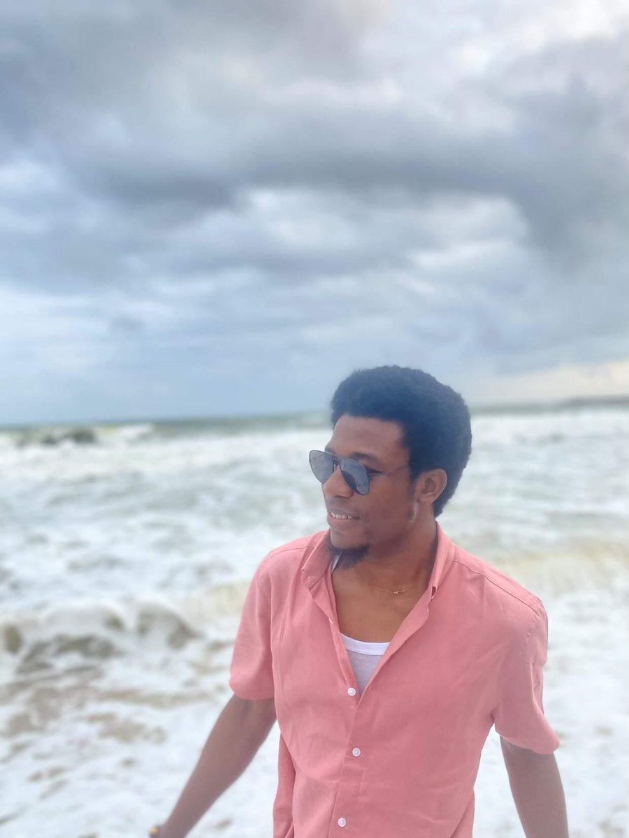 Tooni Ajiboye on Twitter: "RT @swass_lilo: Really loved purple hibiscus and Lord of the flies"