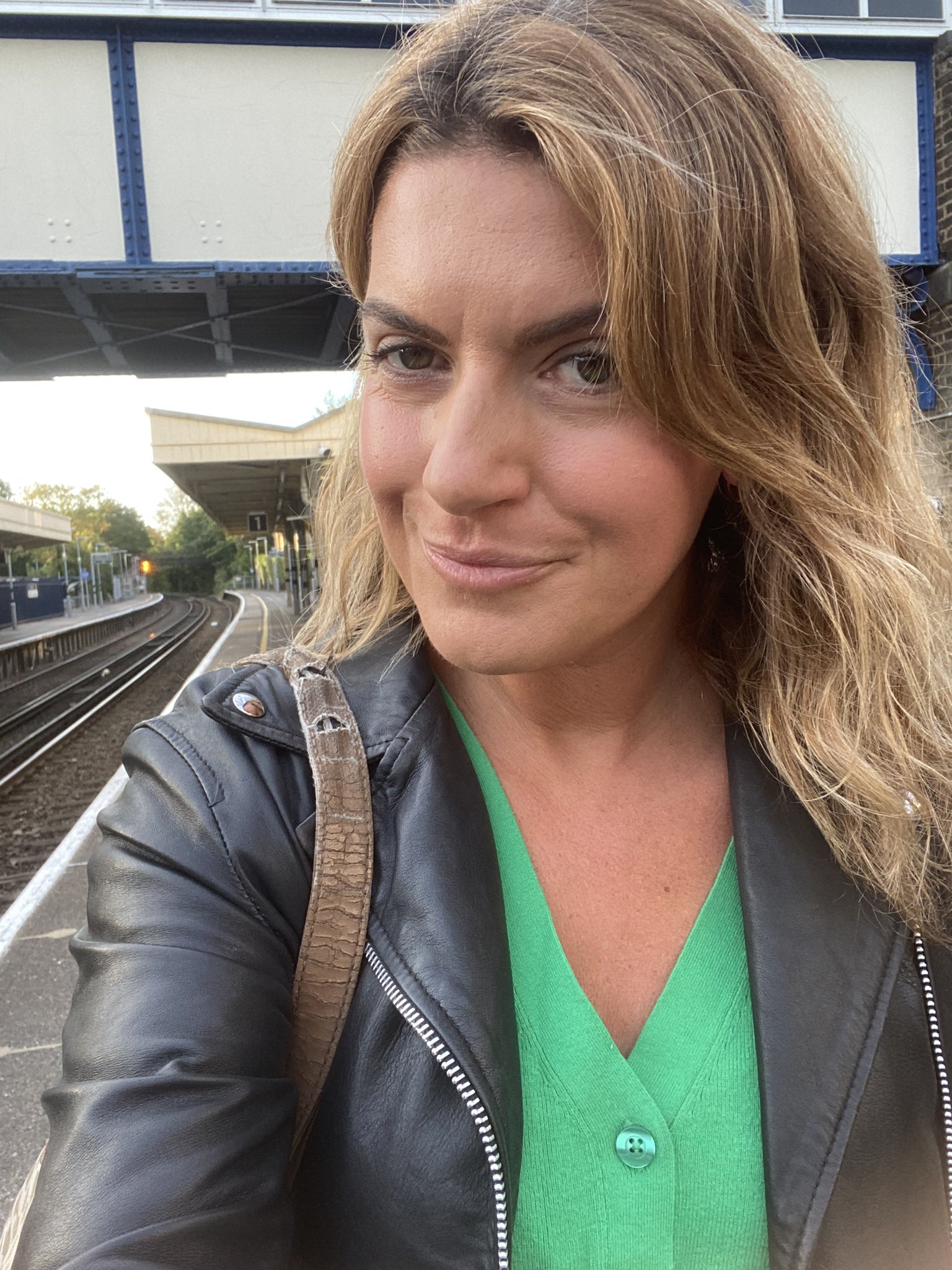Georgia Mann on Twitter: "Morning! Just me & two crows at the 🚂 station this morning. Join us ...