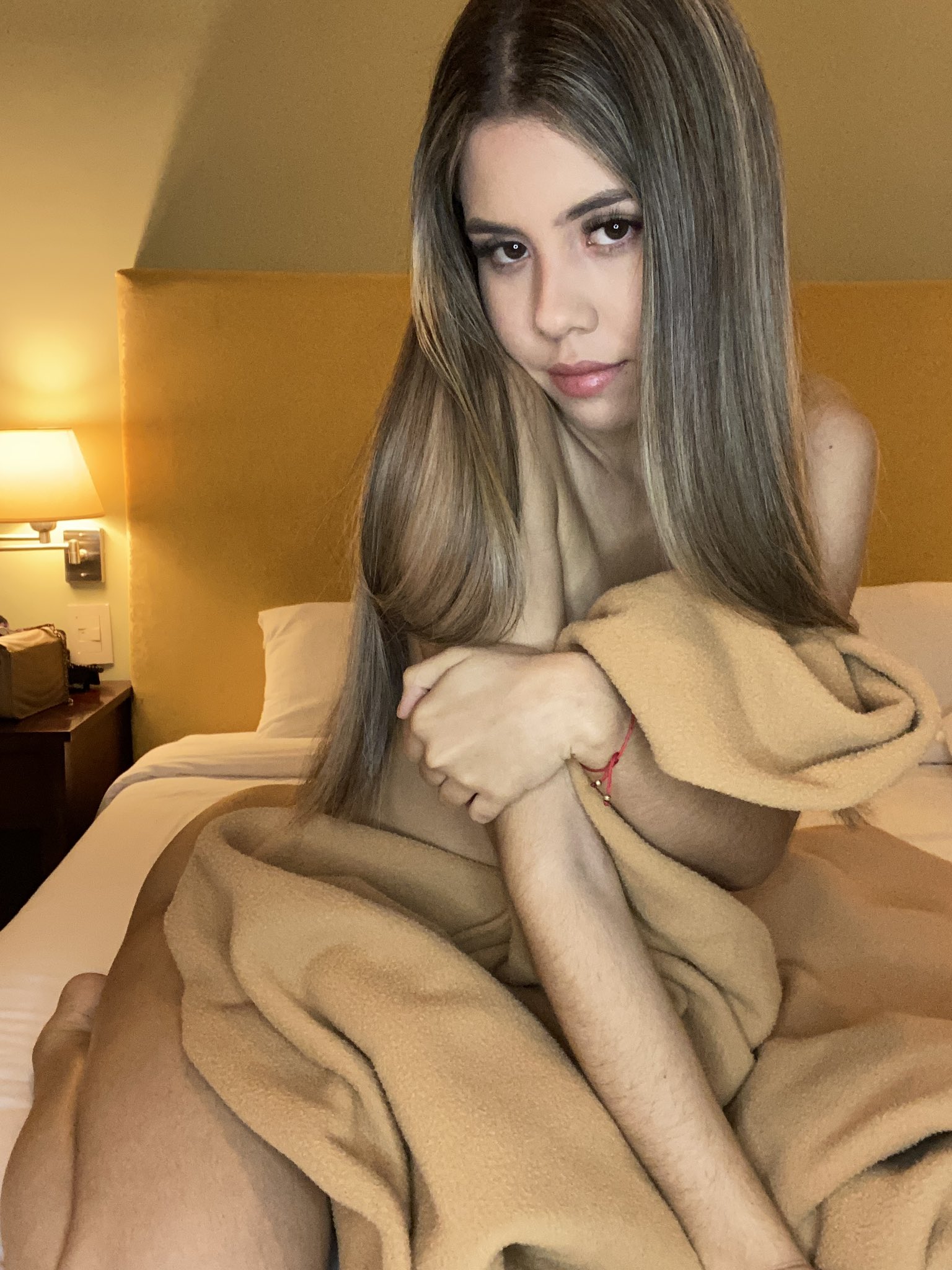 Sarah Shy on Twitter: "If you wanna see more🌶👉🏻 https://t.co/fD0Tw1aEo2 https://t.co/aAhOO9Wqrv ...