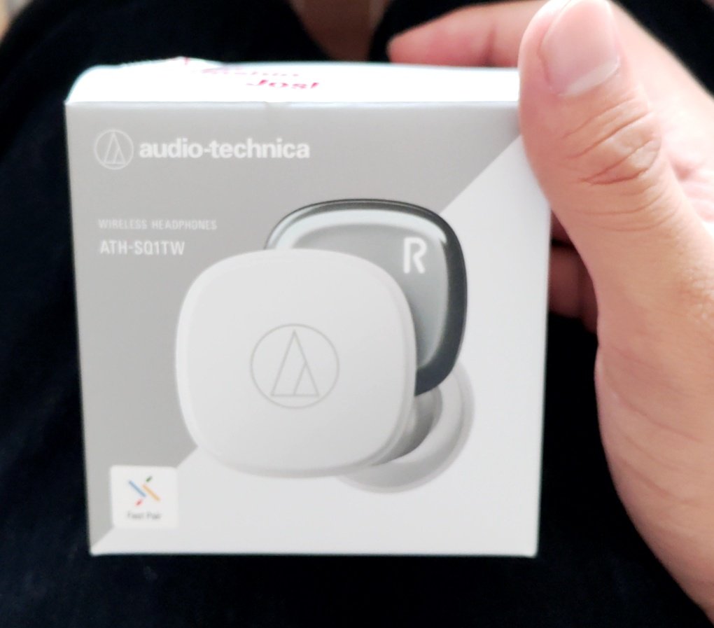 ならしん@SOH愛知②いよらー💛 on Twitter: "誕生日プレゼントに新しいイヤホン買うってきました🎶🎁 Audio-TechnicaのATH-SQ1TW これでベルベットの詩、いい音 ...
