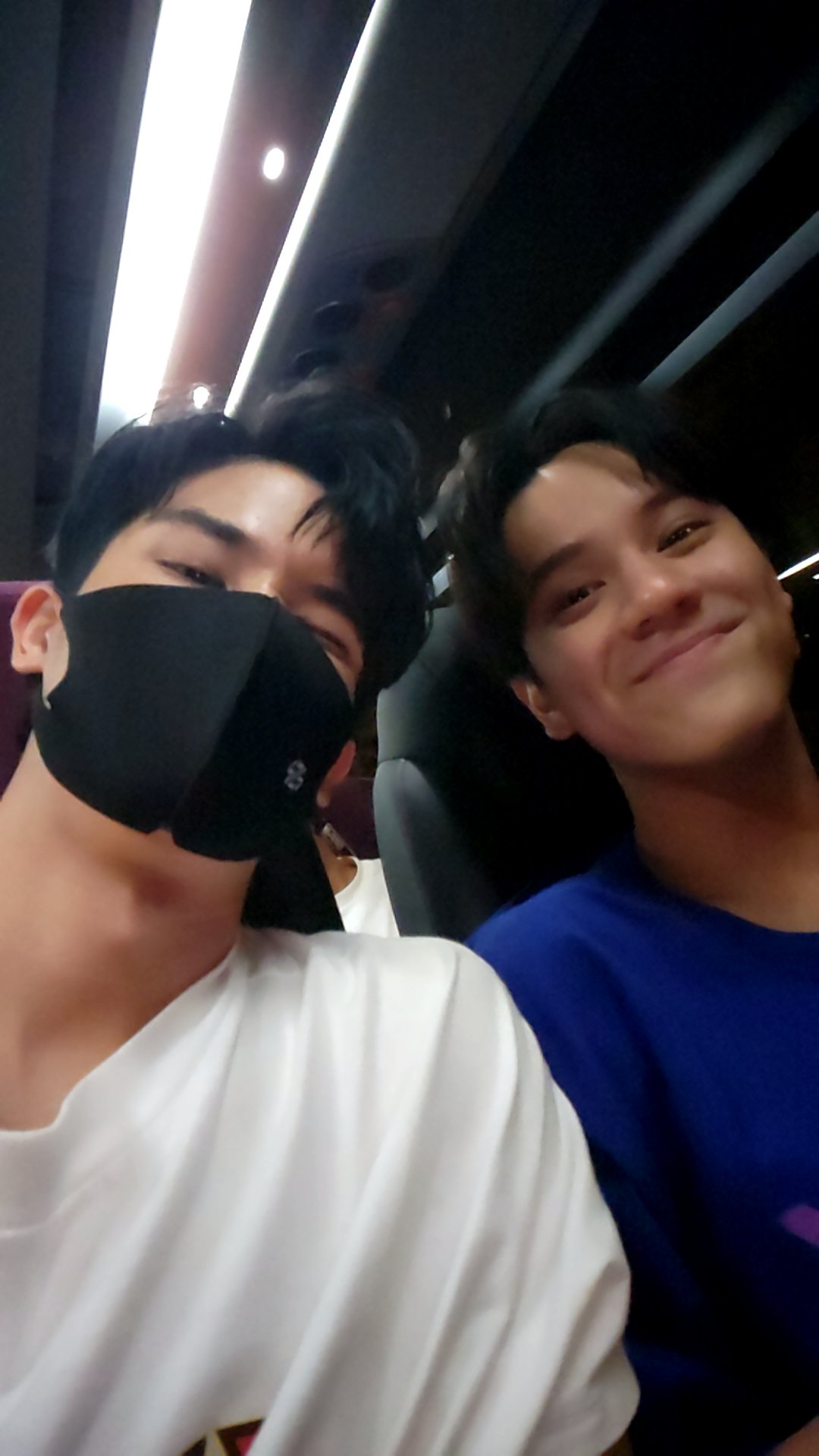 เทย์ทาวาฬ on Twitter: "TAYTAWAN x JAPAN 💙 https://t.co/azb726afww" / Twitter