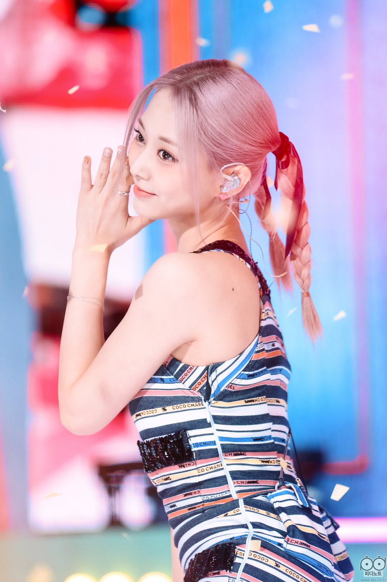 TWICE Indonesia on Twitter: "TWICE Comeback Stage Photos at SBS Inkigayo #TZUYU #TWICE #트와이스 ...