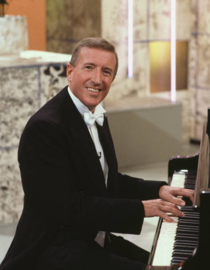 Archivetvmusings on Twitter: "Remembering Roy Castle, born this day in 1932. https://t.co ...