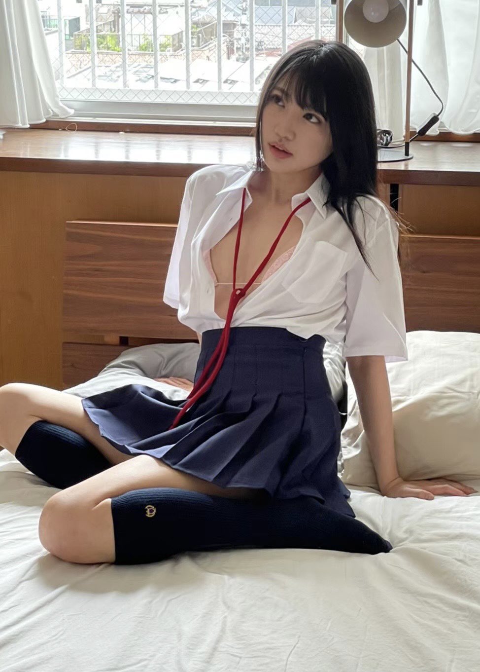 咲 菜月☪1stDVD9/28発売🫧 on Twitter: "1stDVD『咲、今満開』 発売まであと29日 みんな大好き制服着崩しもあるよ🫶 . 予約⬇️ Amazon https://t ...