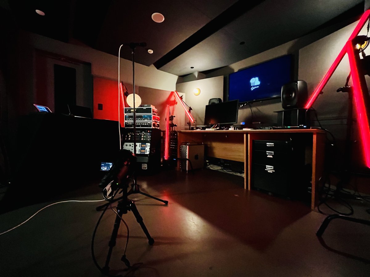 CAMBR Co., Ltd.(@cambr_jp) - Twilog