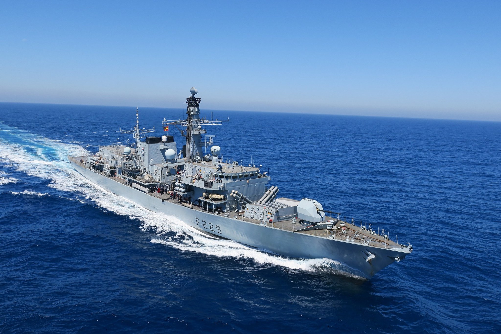 COM SNMG1 on Twitter: "#SNMG1 HNLMS Karel Doorman, NRP Corte Real, HNoMS Maud, HNoMS Roald ...