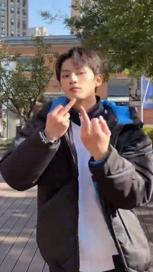 minwon | MANIFESTING MINWON SELCA🙏🙏 on Twitter: "@dazzlingminari https://t.co/axJdOnHDMd" / Twitter