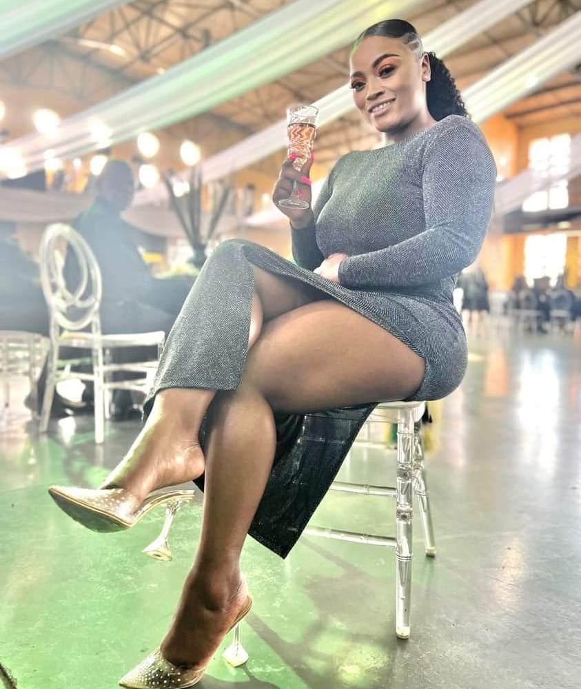 IG @mzansi_queens200 on Twitter: "Go follow https://t.co/NhtuiO4cON for more Retweet 🔥 🔥 🔥 🔥 ...