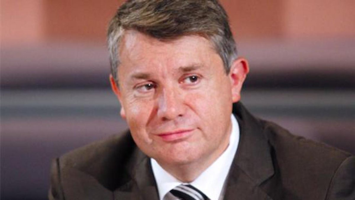 TF1Info on Twitter: ""Chantage à la sextape" : une plainte déposée par ...