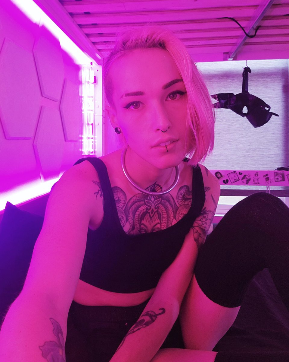 ๐ค ๐๐ช๐ด๐ด๐๐๐๐ก๐๐ฃ๐ ๐ค On Twitter Ayyyy Come Hang Out On Twitch No Rocket
