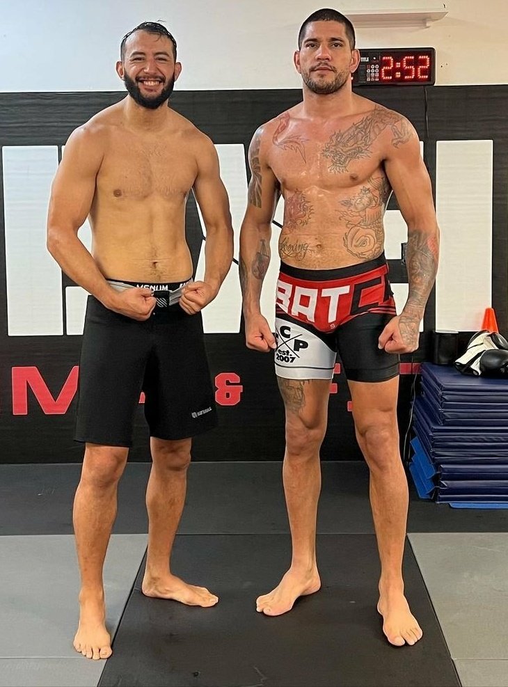 Igor Melotto on Twitter: "Dominick Reyes, ex-desafiante ao título dos 93kg, e Alex Poatan ...