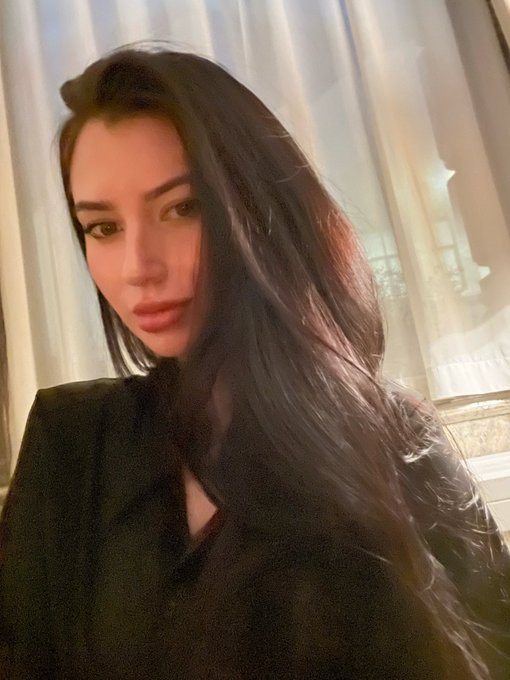 TW Pornstars - Goddess Kayla. Pictures and videos from Twitter.