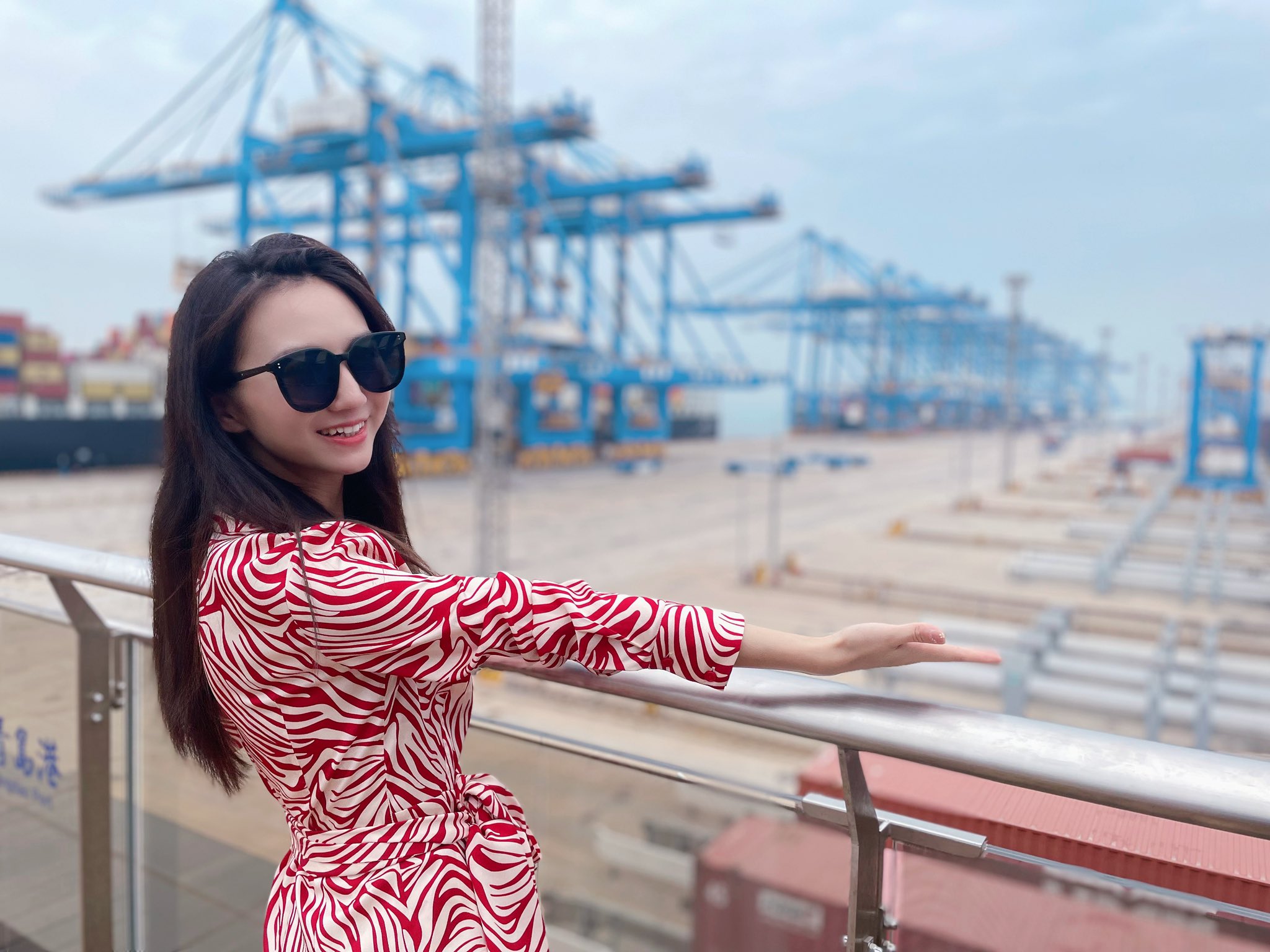 Aiping Huang on Twitter: "Visiting #Qingdao Port with int’l friends! This is the world’s 4th ...