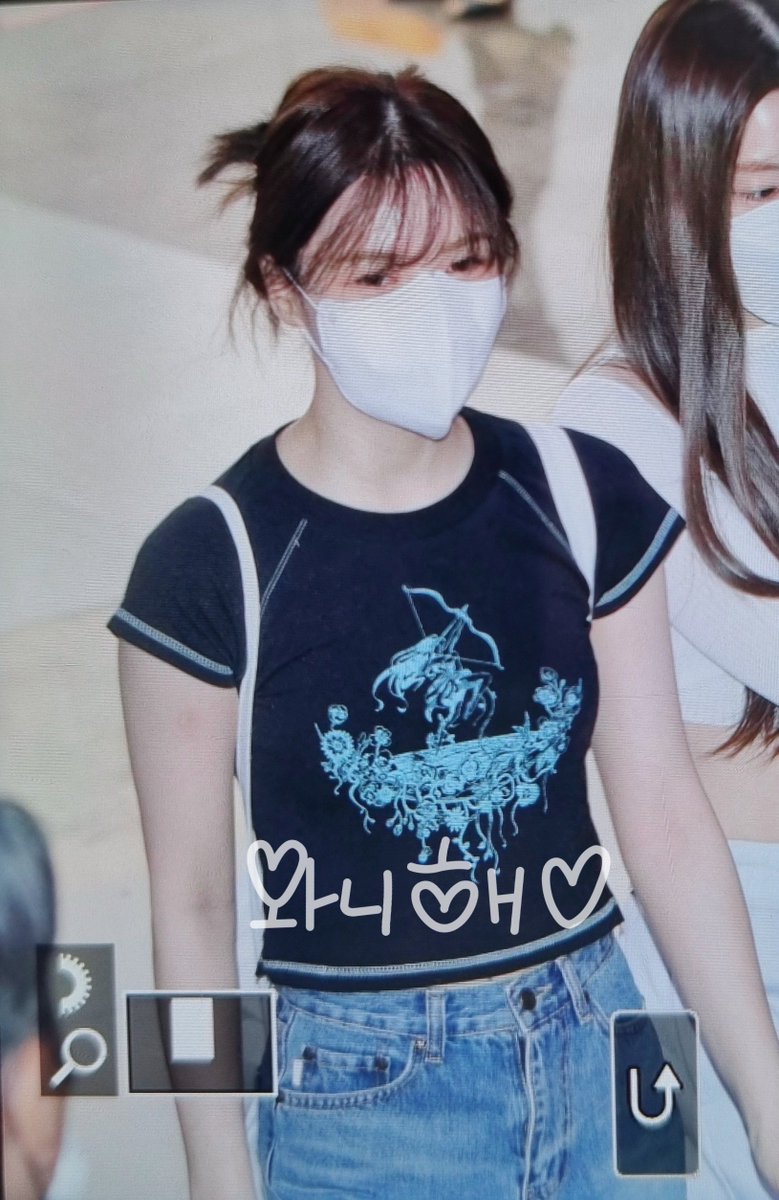 Wendy Thailand On Twitter Rt Alohaw221 220830 입국 승완언니 한국에 들어왔당😘 Redvelvet 레드벨벳 Wendy 웬디