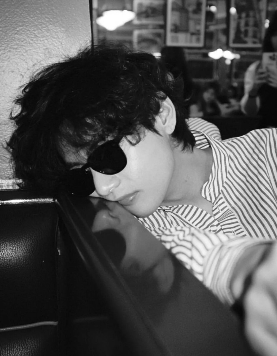 골프영재 on Twitter: "RT @KTH_Nepal: Male Idols Who Give Off 'Boyfriend Material' Vibes: 1. V “Of ...