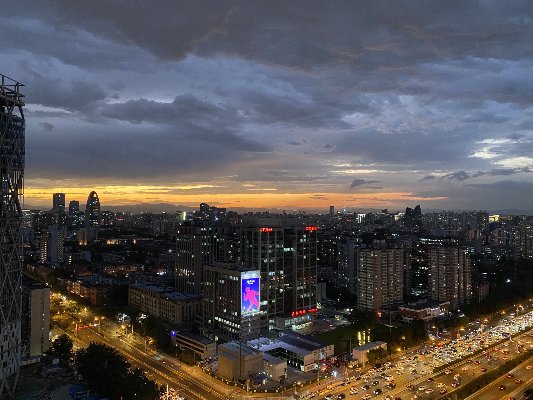 Hao Chen on Twitter: "夜色下的夕阳…… https://t.co/zpHVcCtX4a" / Twitter