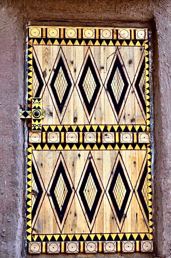 The old doors of Saudi Arabia are known for their rich decoration ...