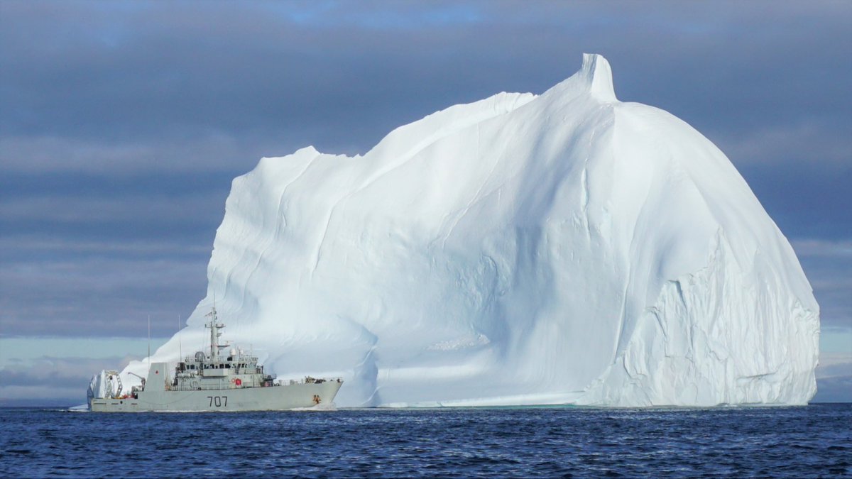 WarshipCam on Twitter: "HMCS Goose Bay (MM 707) Kingston-class coastal defence vessel during ...
