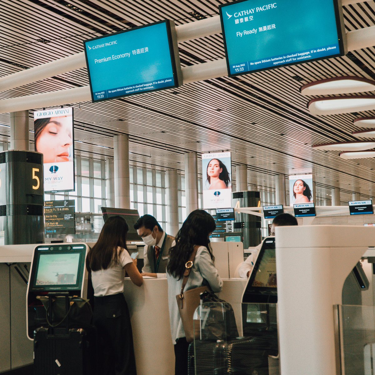 Changi Airport on Twitter: "Today’s an exciting day as Cathay Pacific and Korean Air are ...