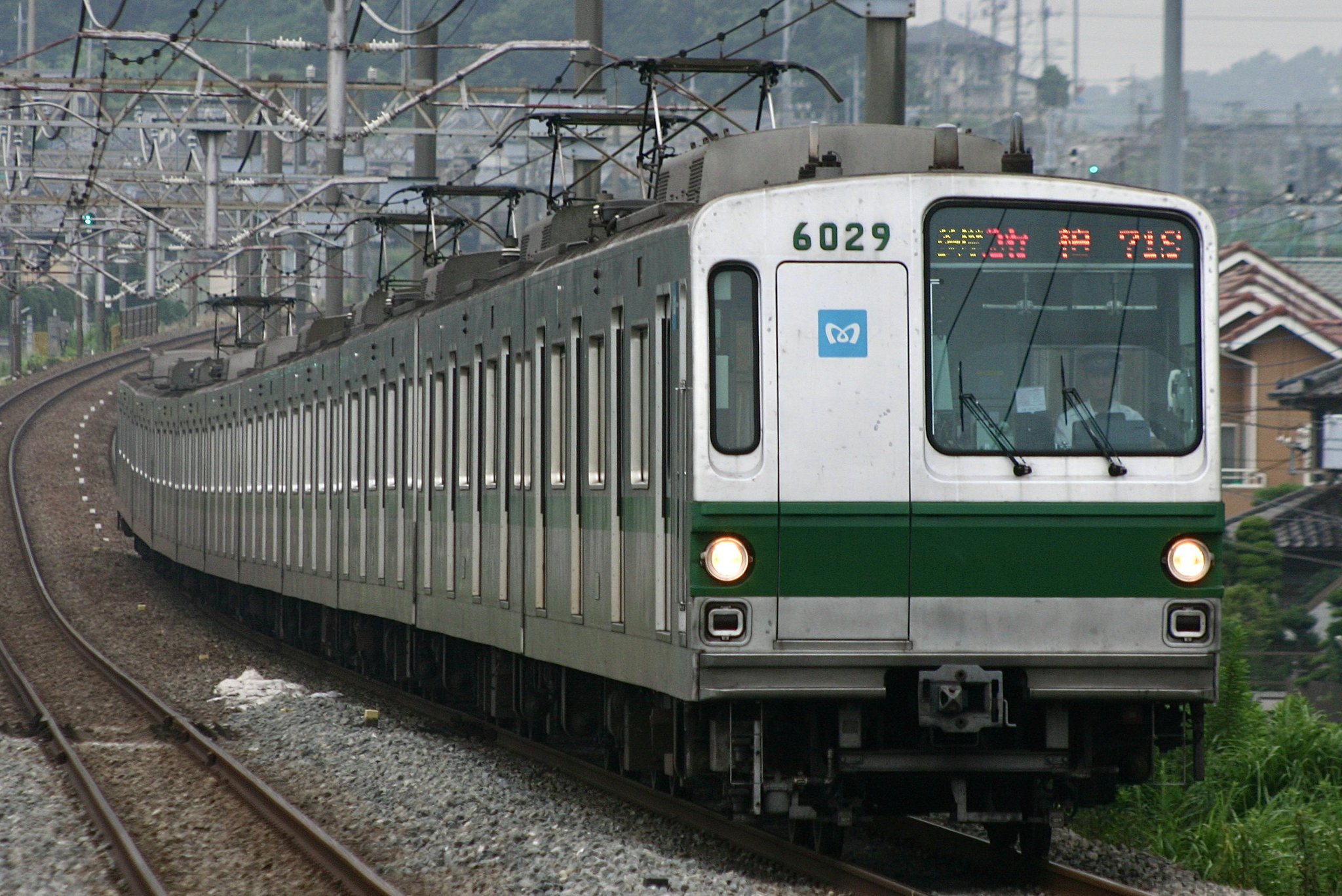 ワタシダ【Odapediaの中の人】 on Twitter: "まだリニューアルからは日が浅く、珍しさすらあった6129F。 この形態が増えるとばかり思っていましたが、結果そうはなりませんでし ...