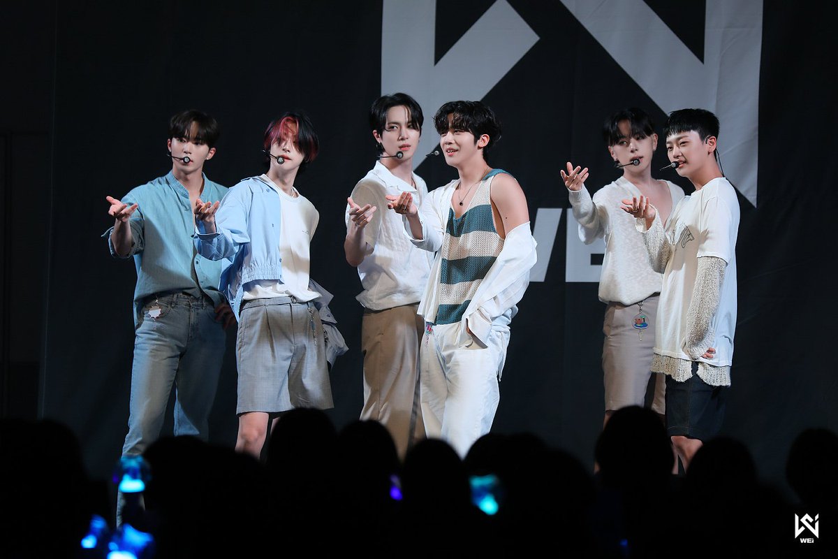WEi • EN ESPAÑOL on Twitter: "[POST] WEi, Youth 💙💜 📸 http://naver.me/GrMo64ZD #위아이 #WEi #장대현 ...