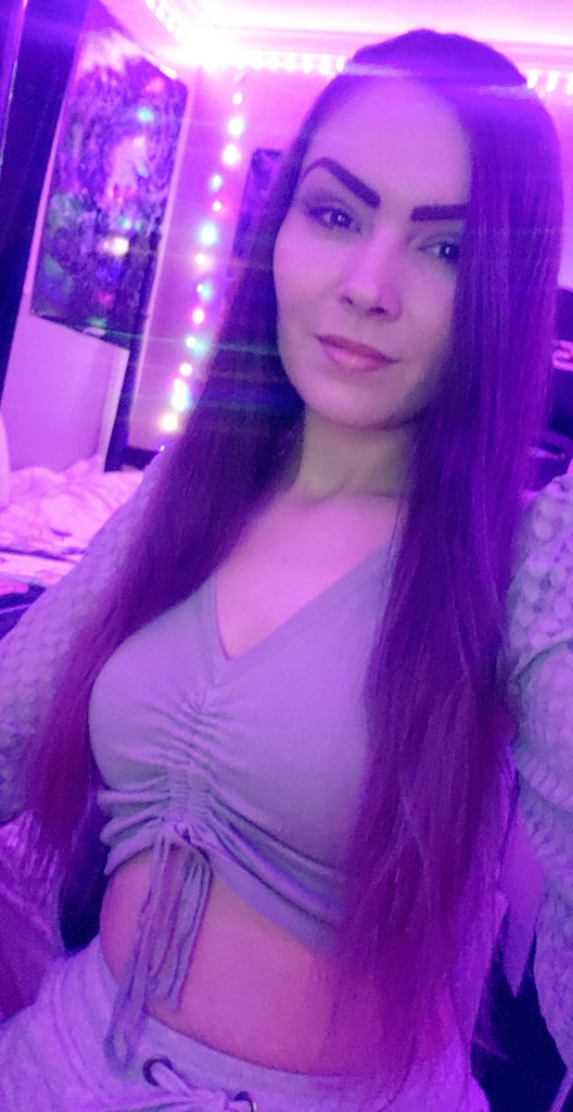 DarkGoddess 😈 on Twitter: "When you're almost 30 and still play video games everyday 😏 https://t ...