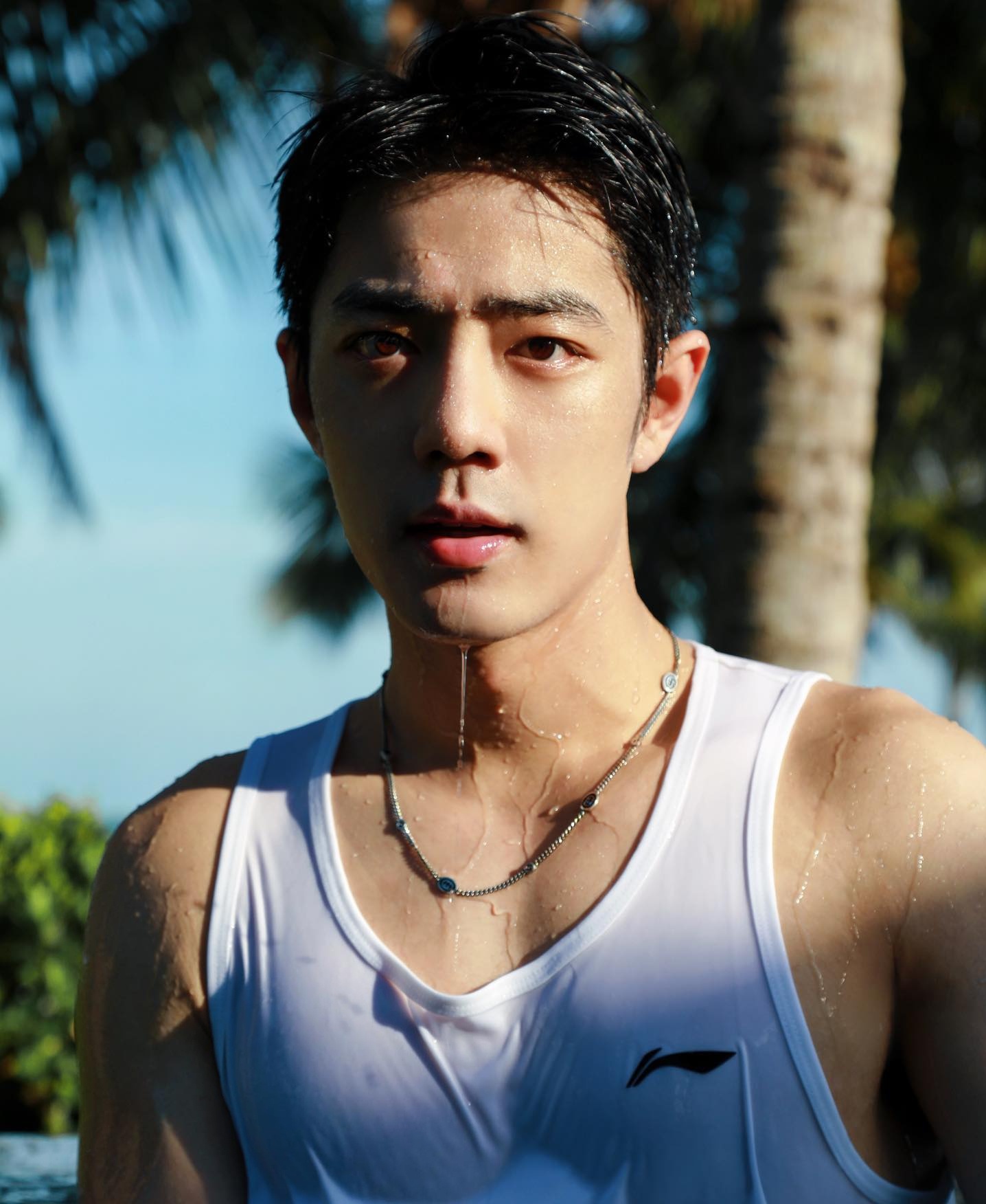 BoysLove Hub on Twitter: "🥵 PEITUDO METIDO! #XiaoZhan aparece esbanjando MUITA saúde em novas ...