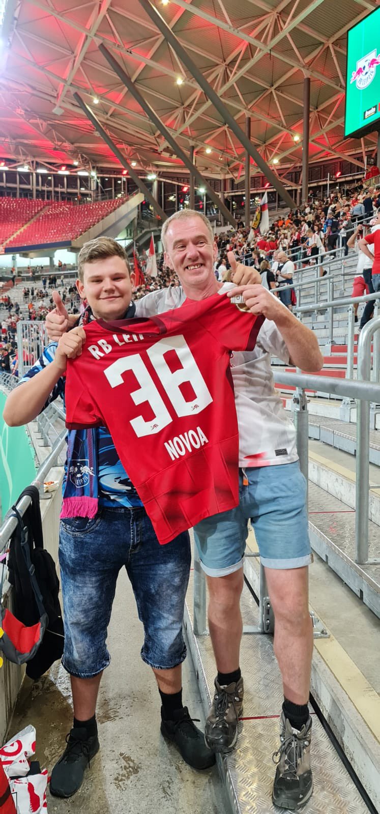 Leon Brandt (@BrandtL04) / Twitter