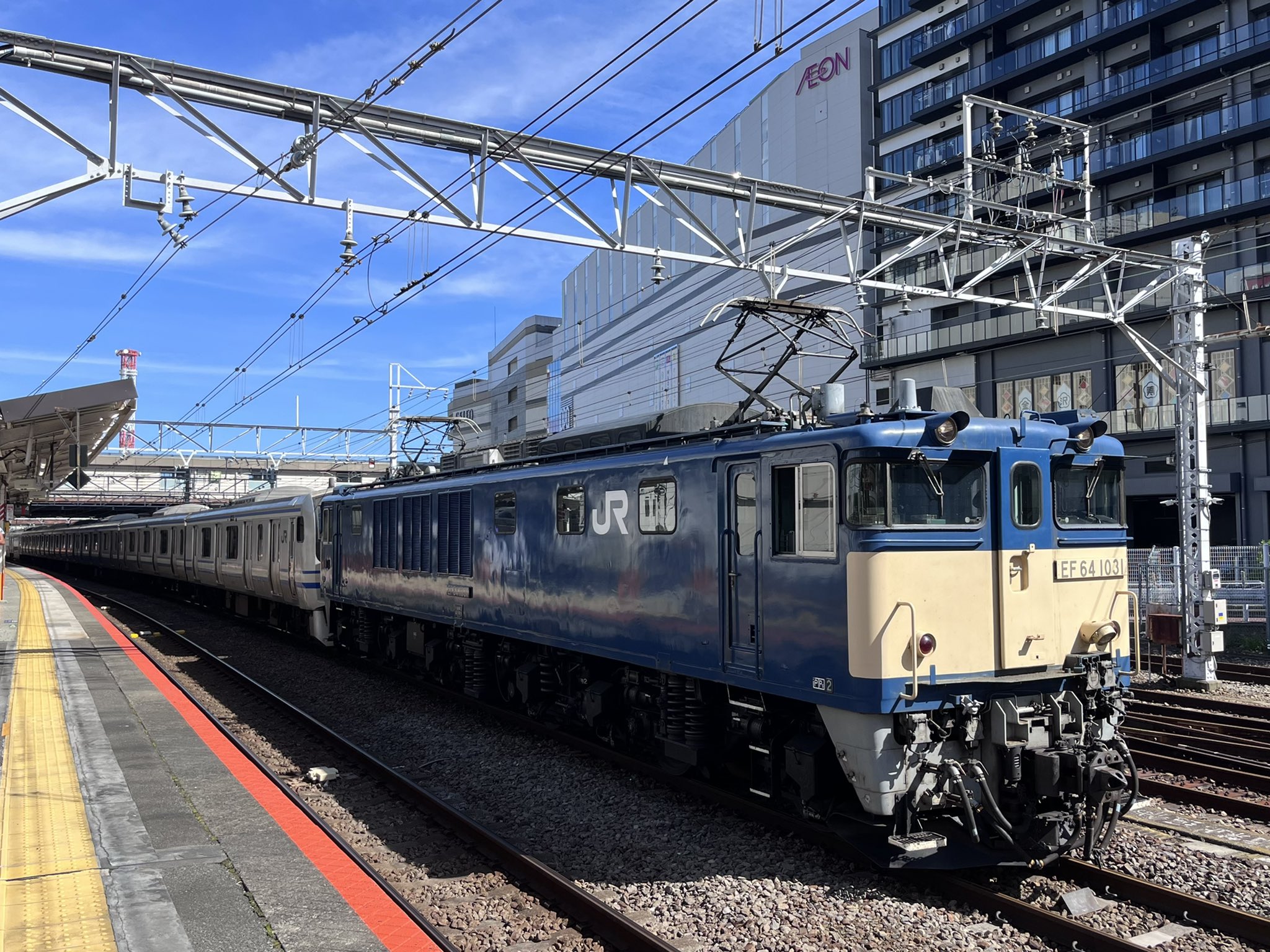 レオ@鉄道垢 on Twitter: "2022/08/31 EF64-1031+E217系Y-12編成 NN廃車回送 八王子 https://t.co/TR9DKRXM4X" / Twitter