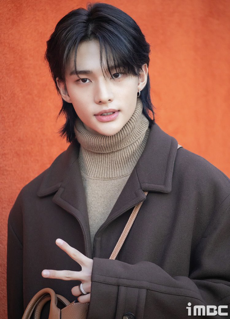 Stray Kids情報🧭SKZ-INF8💗 on Twitter: "↓14 👑ヒョンジン 🔗https://t.co/L6fJUzscIe(14枚) @Stray_Kids # ...