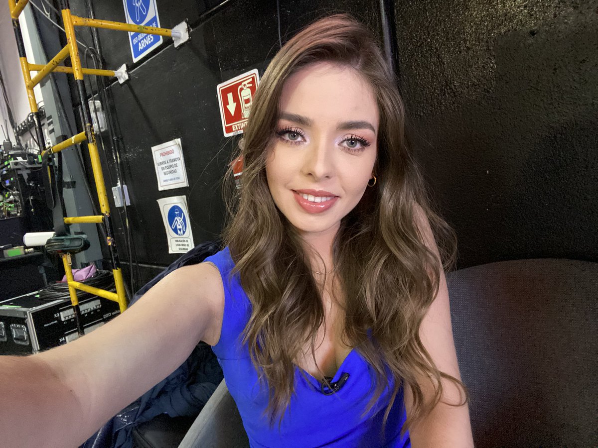 Valentina Rodríguez on Twitter: "¡Buenos días! Tenemos una cita a las 9am en http://Adn40.Mx y a ...