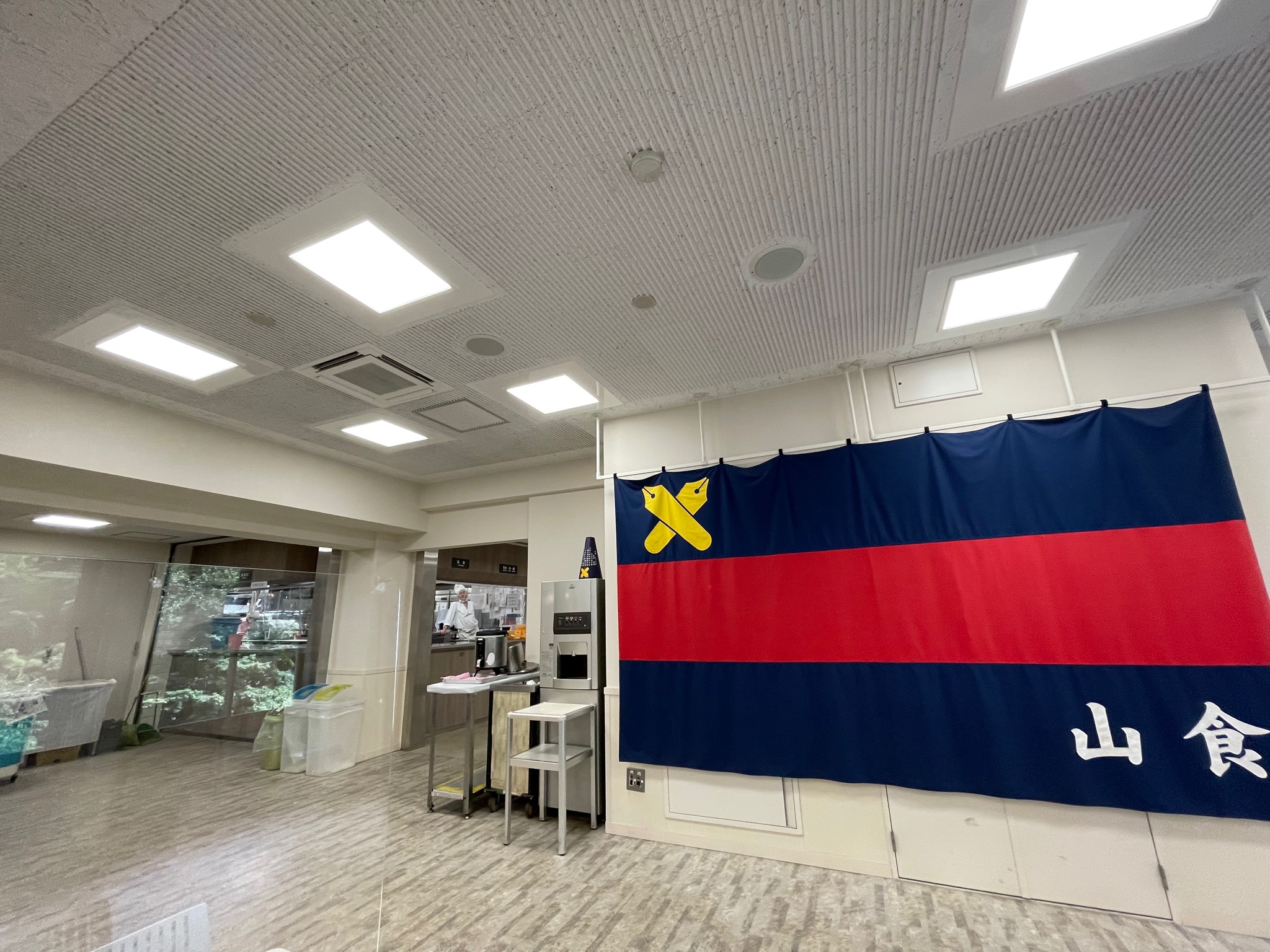 Yuichi Hosoya 細谷雄一 on Twitter: "@victoria1819 夏休み中なので、こんな感じです。 https://t.co/4vynqmx8jo" / Twitter