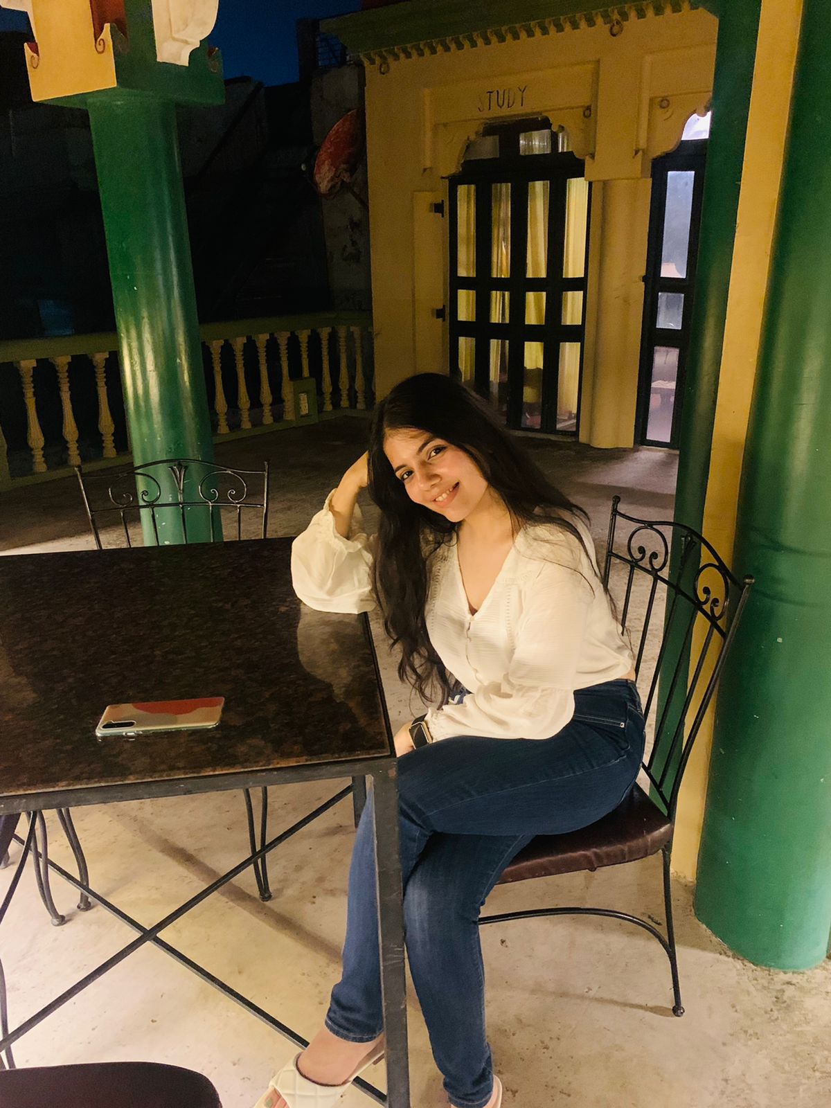 Ayushi on Twitter: "how the fuck are you not obsessed with me? https://t.co/hQ8QR27bYZ" / Twitter