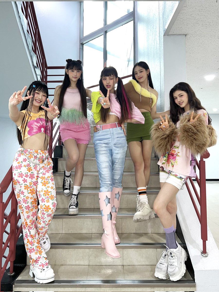最近はペクイェリンちゃんにハマった以降は好きなkpopなかったんだけど、ニュジンズは久々にハートを射ぬかれた💘ダンスや歌やビジュはもちろんだ ...