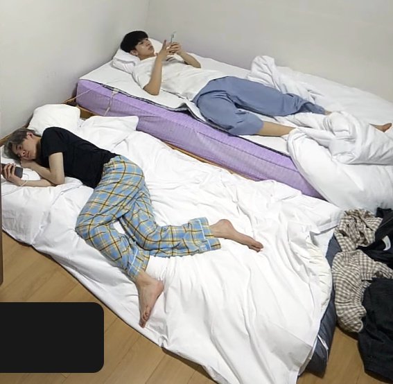 Kit ̎ On Twitter Yall Heejake Are Roommates
