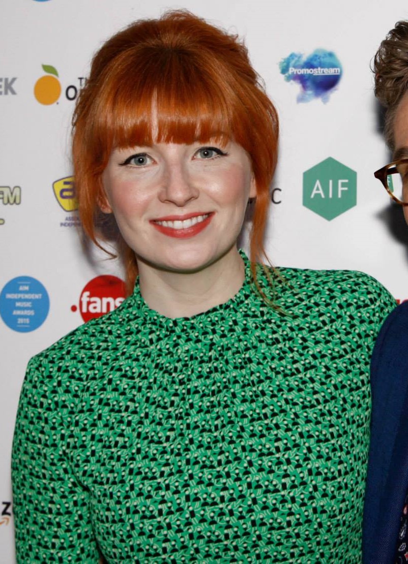 (((⭐STAR⭐THROBS⭐))) on Twitter: "Alice Levine aif"